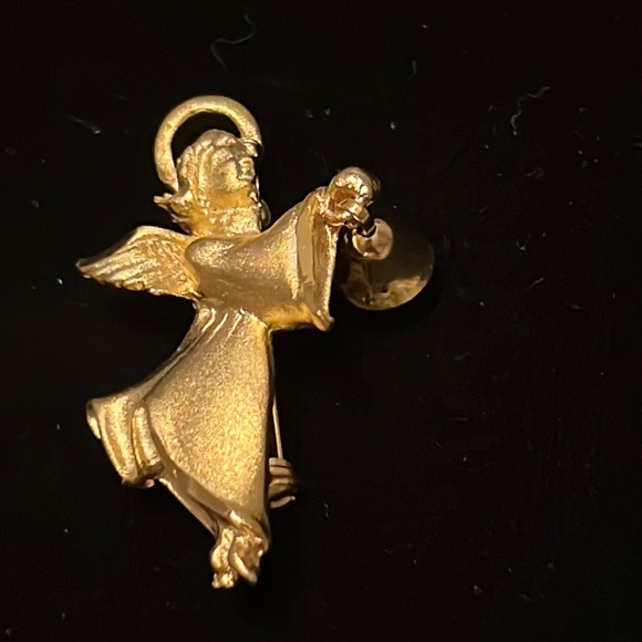 Robin Rush | Jewelry | Vintage Rr Robyn Rush Goldtone Angel Brooch ...